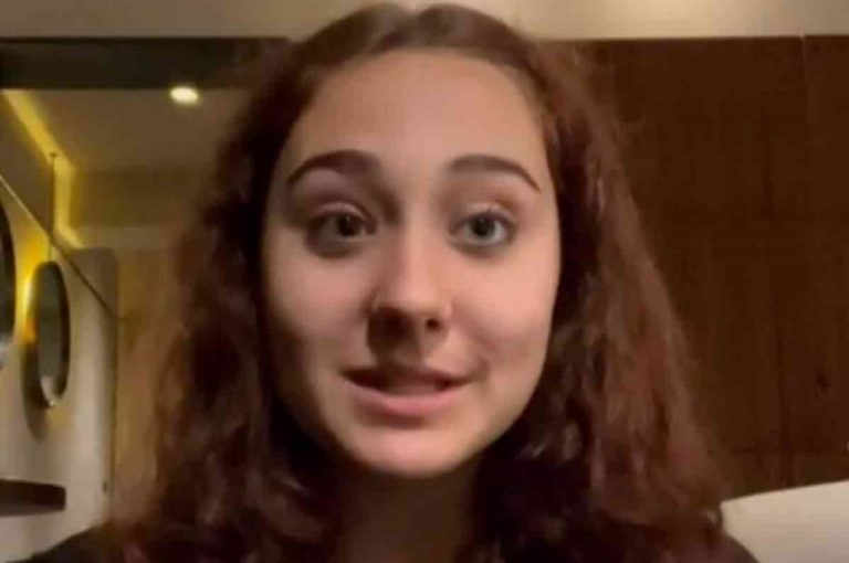 Chi è Adele Bonolis: età, altezza, peso, Sonia e Paolo e vita privata ...