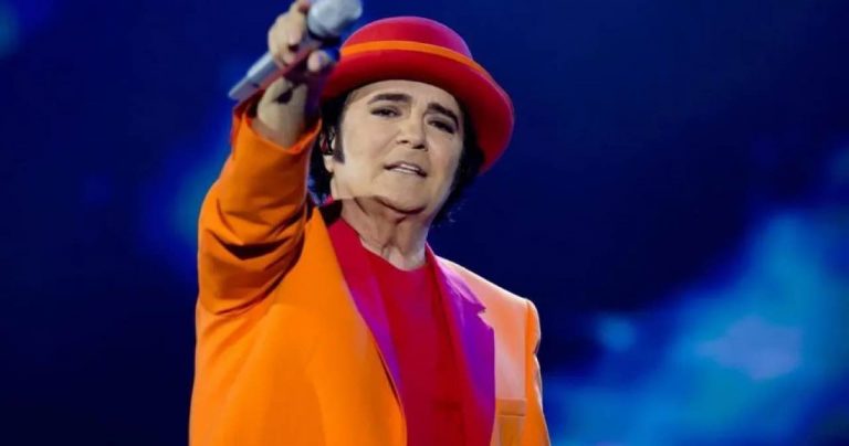 Renato Zero altezza peso età: la vita privata del cantante italiano ...