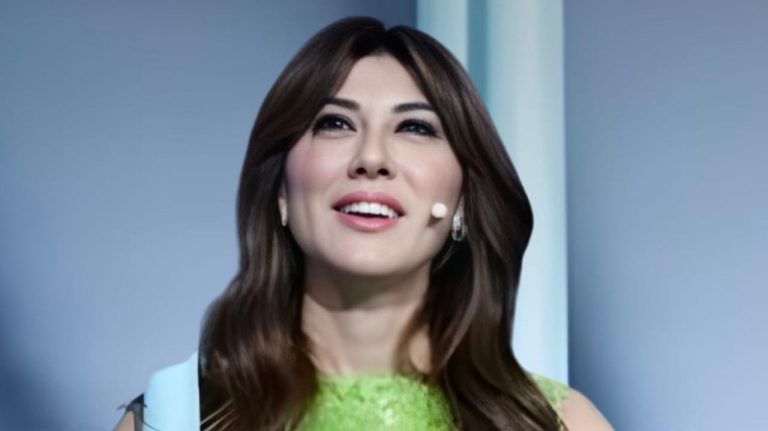 Virginia Raffaele altezza peso età: vita privata e look e stilista ...