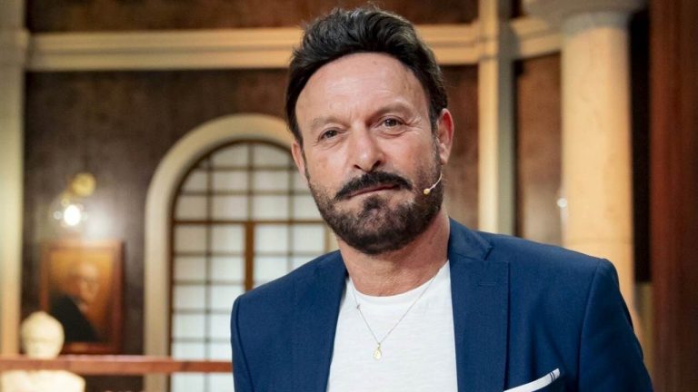 Chi è Totò Schillaci: età, causa morte, malattia, famiglia e moglie e ... Chi è Totò Schillaci: età, causa morte, malattia, famiglia e moglie e ...